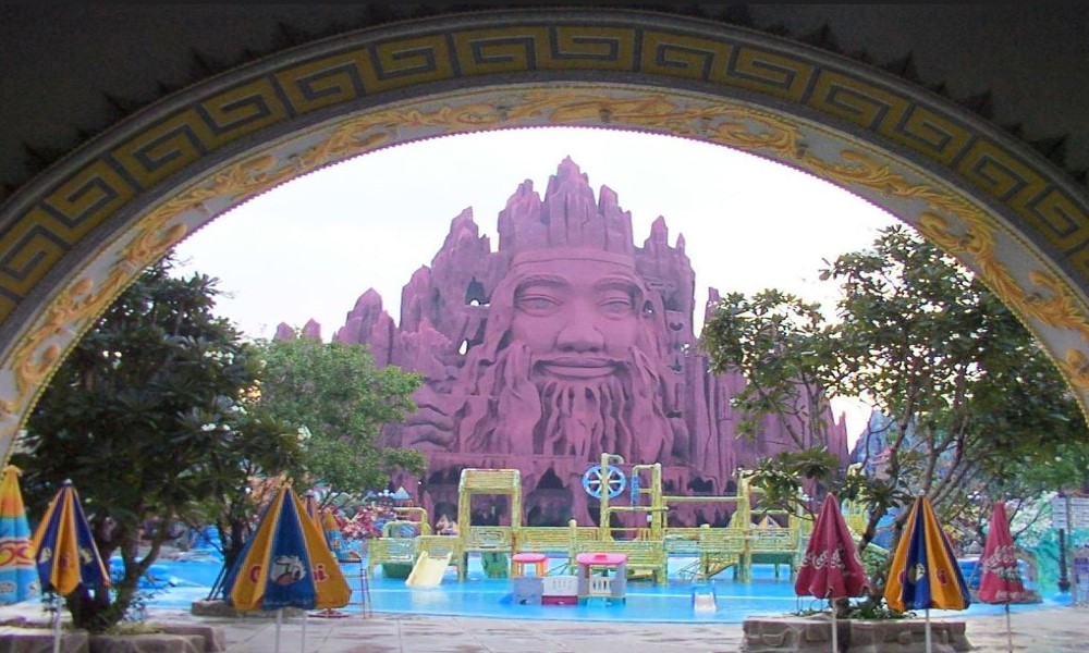 Offbeat Travel: Experience Saigon's Buddhist Amusement Park - Getting There