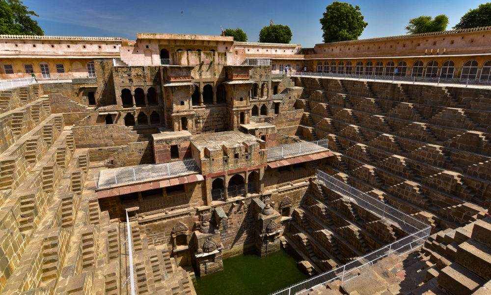 Offbeat Travel: Chand Baori in India - Getting There